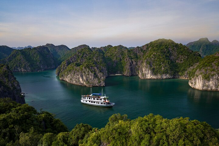 Croisière abordable dans la baie de Lan Ha - Vietnam Insolite